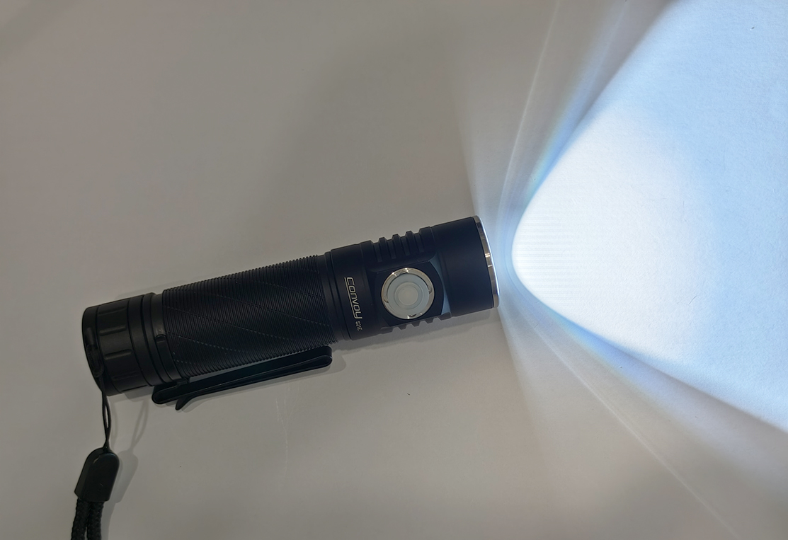 Luminus 新款聚光SFT40 LED - Convoy S21E , 使用21700 x 1,type C 充電 | 晶漢科技