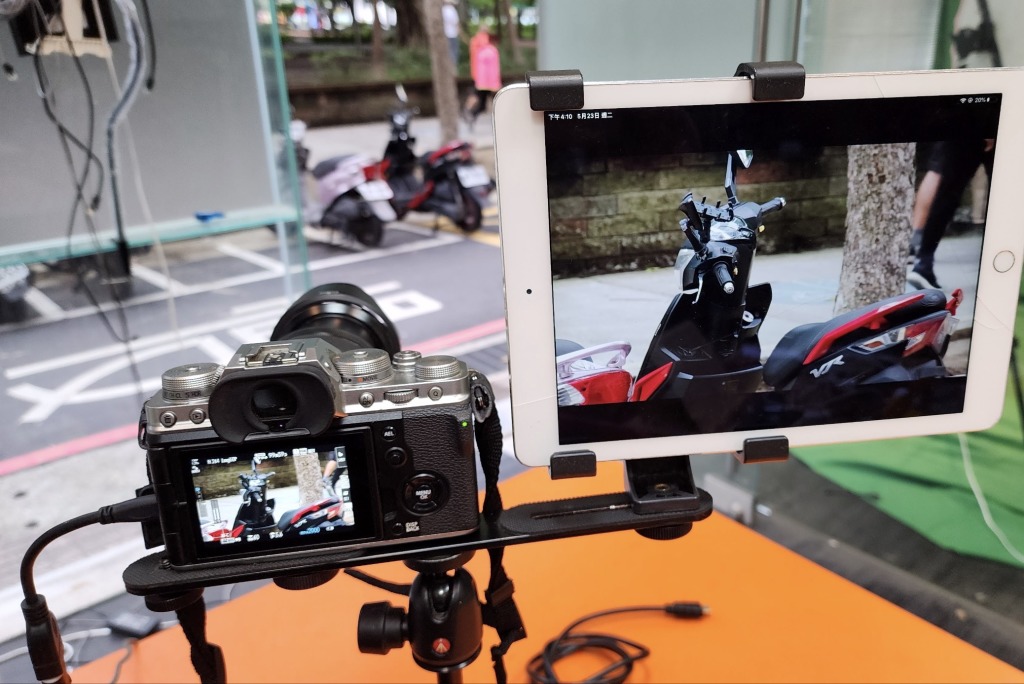 iPad as wireless monitor! wireless HDMI to iOS adapter_1