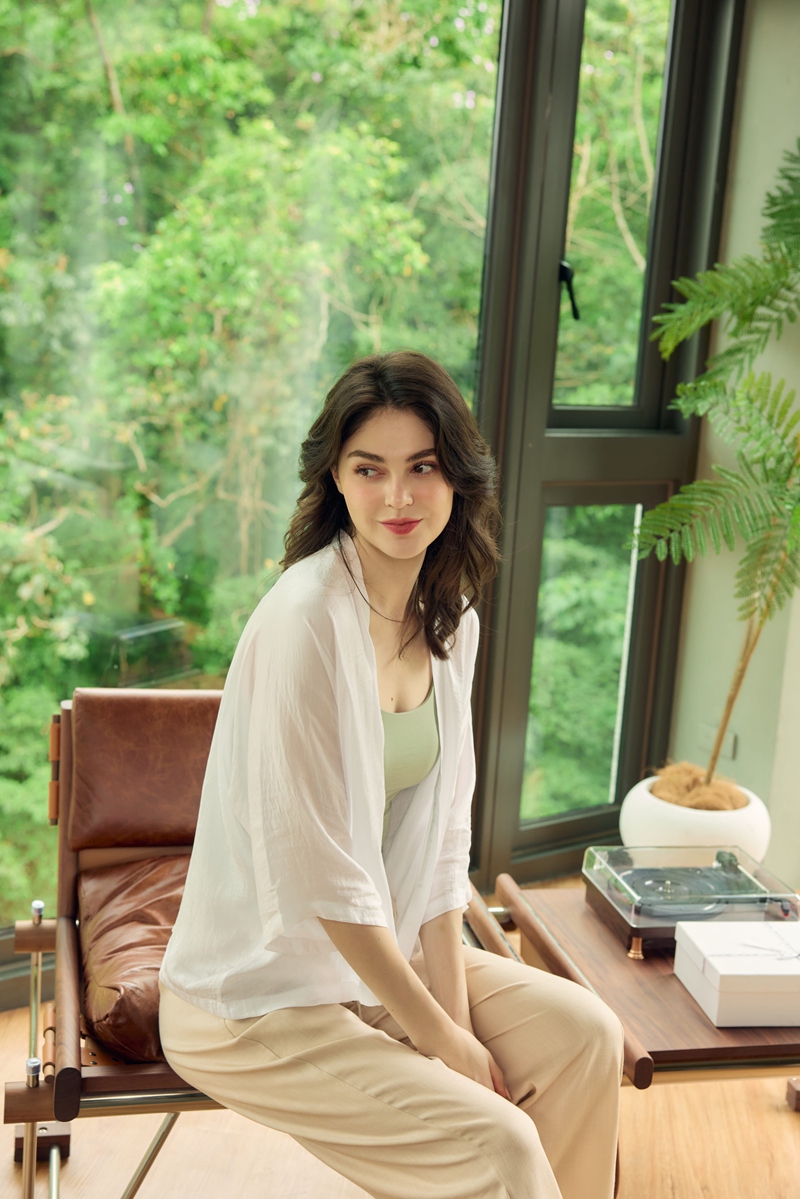 極輕防曬飄逸罩衫 4色 （現貨） | Nicoco Daily