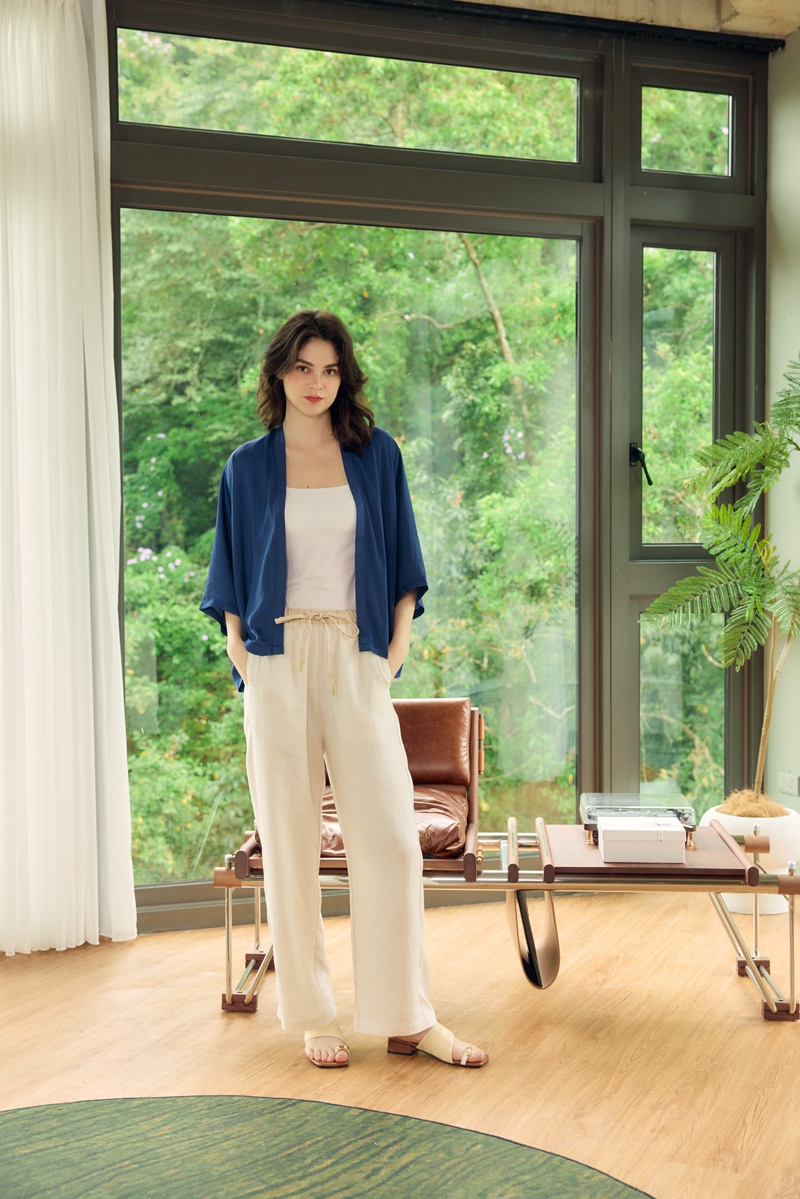 極輕防曬飄逸罩衫 4色 （現貨） | Nicoco Daily