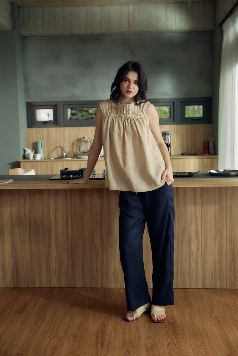 頂級亞麻打褶上衣 2色 （現貨） | Nicoco Daily