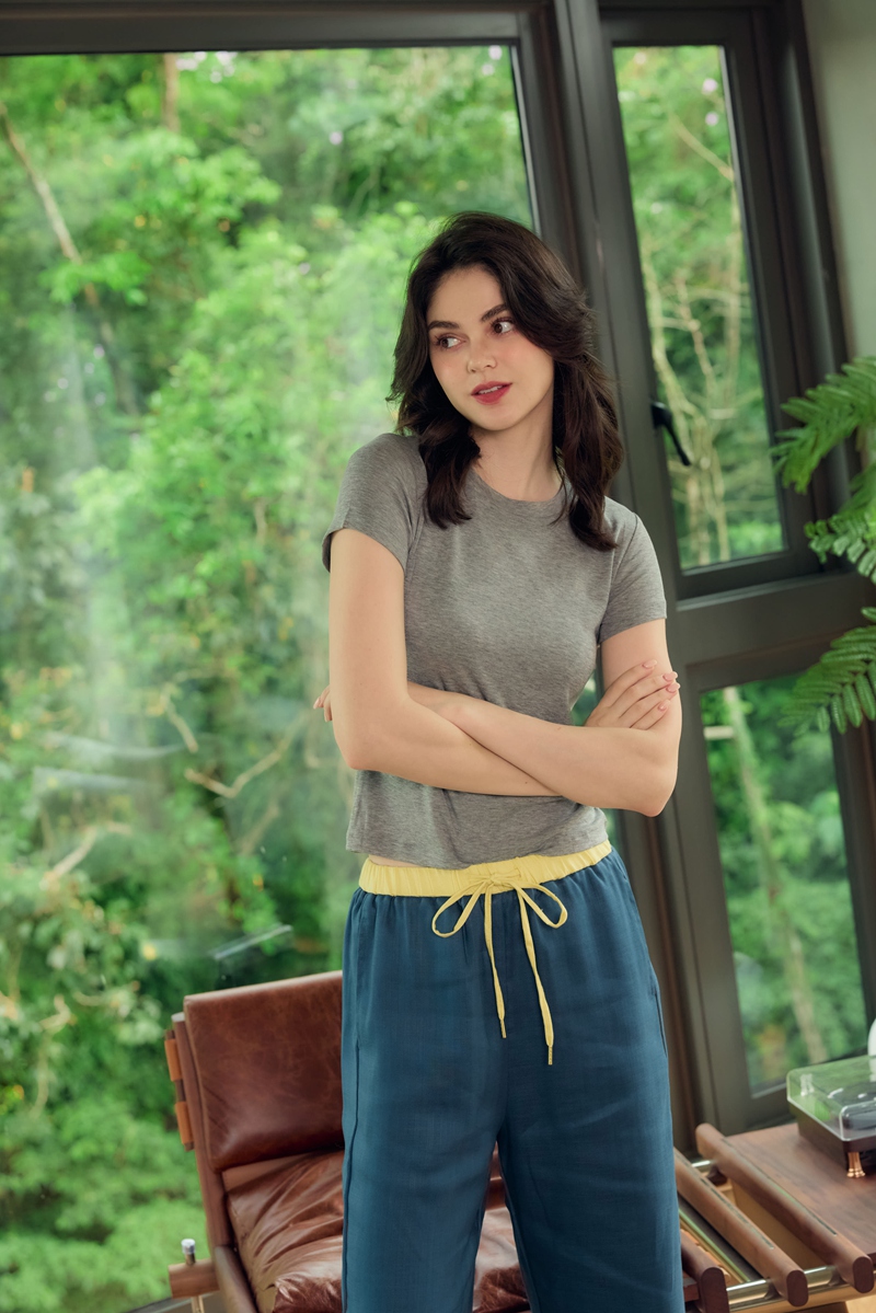 裸膚感天絲醋酸短T 6色 （現貨） | Nicoco Daily