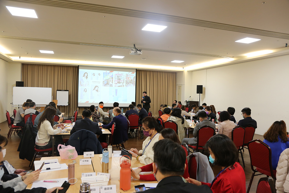 其他照片： https://bit.ly/3ICvl8N